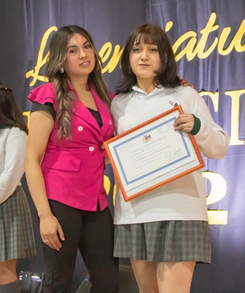 Licenciatura Cuartos Medios Generación 2022 | Colegio Colonos de Alerce